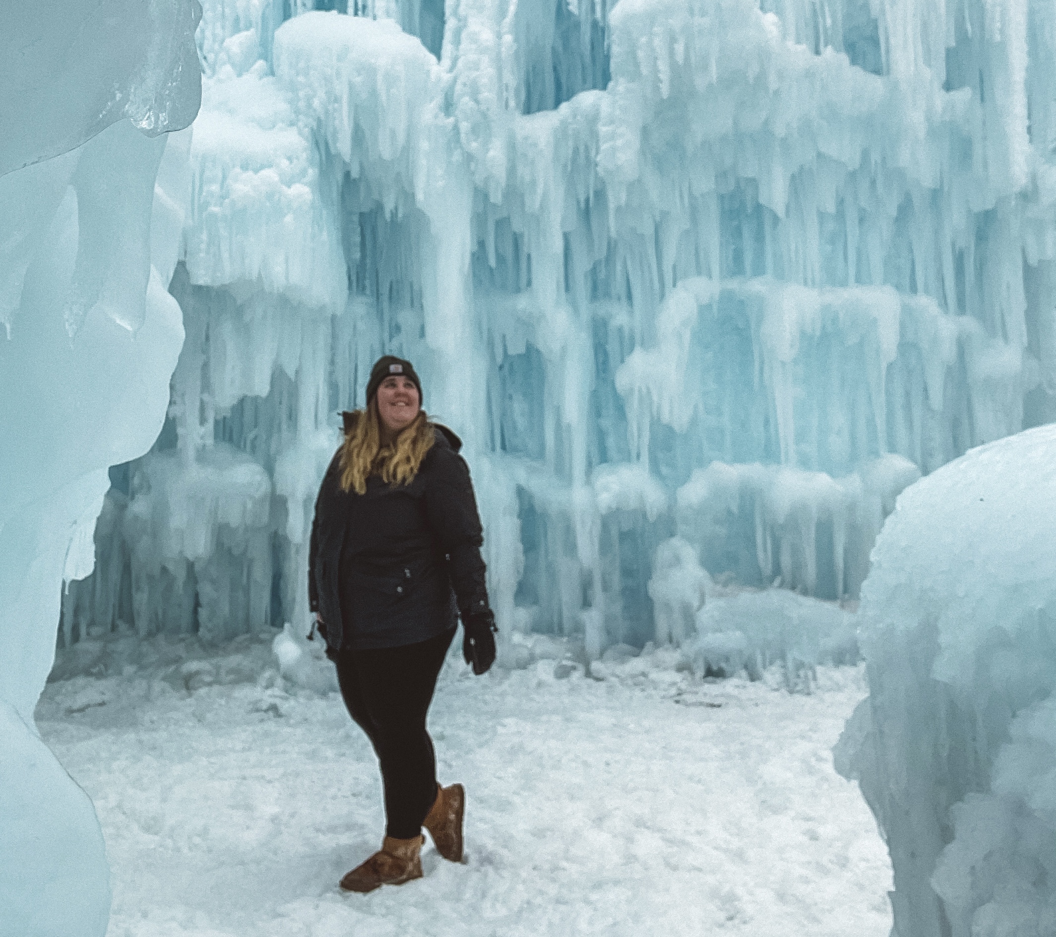 5 Tips for Visiting Minnesota's Ice Castles Solo - meganywhere